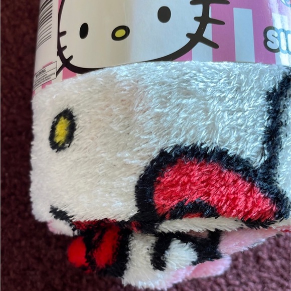 Sanrio | Bedding | Hello Kitty Signature Bows And Stripes Print Plush ...